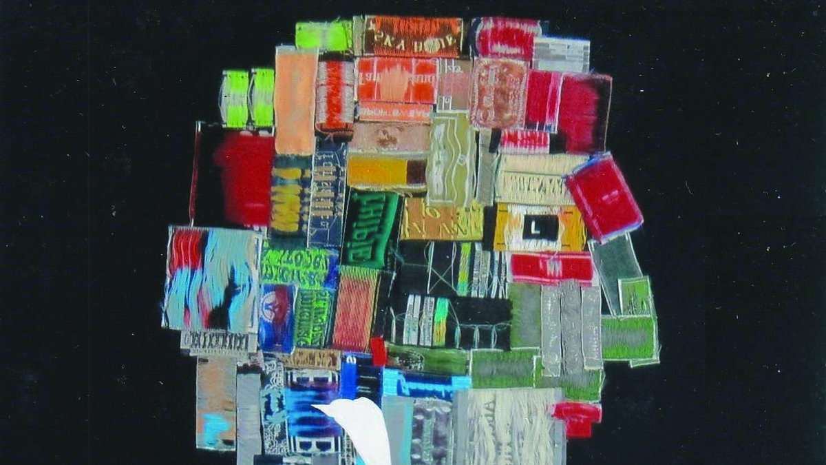 Arvieu. Vernissage de l’exposition "Les Puzzles" de Brigitte Chavernac ...