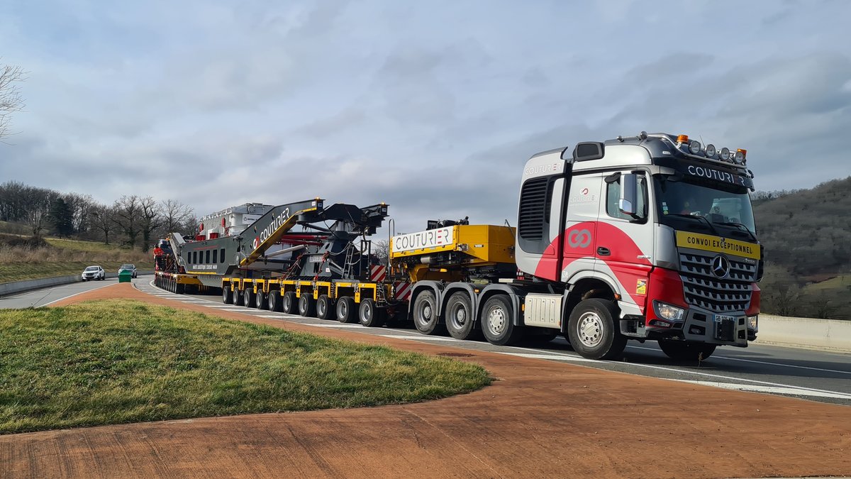 Convoi exceptionnel en Aveyron : le transformateur de 342 tonnes fait ...