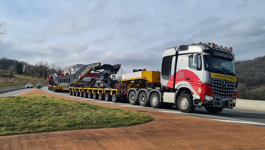 Convoi exceptionnel en Aveyron : le transformateur de 342 tonnes fait ...