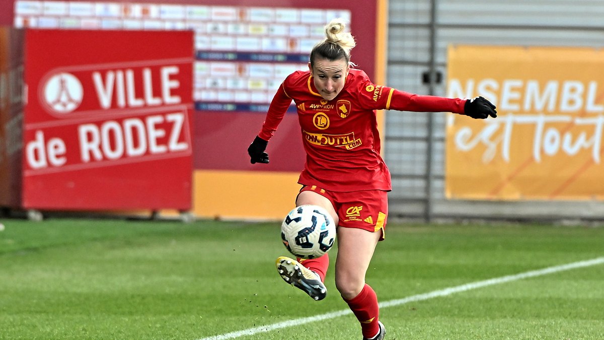 Football : "Tout le monde doit se remettre en question", exhorte Anna ...