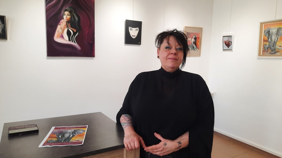 Decazeville. À la découverte des peintures d’Ema à l’office de tourisme ...